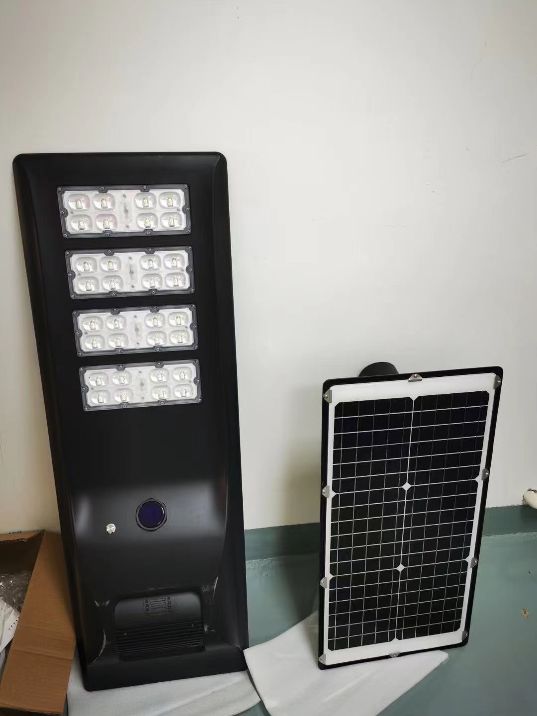 100W All In One Solar Led Street Lights - Solar Energy Lighting - HISHINEGR